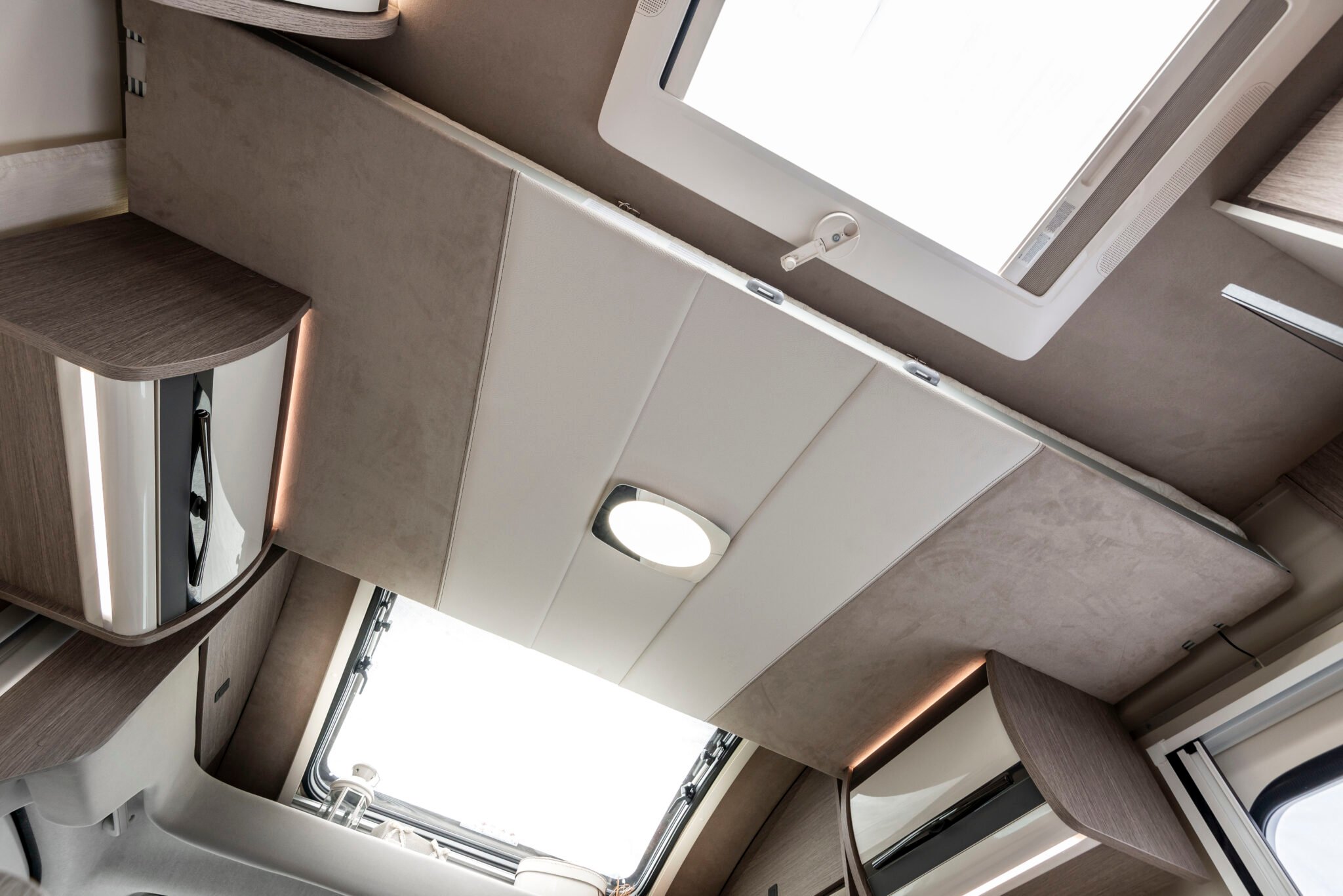 C 699 LC - Compact - Eden Camp